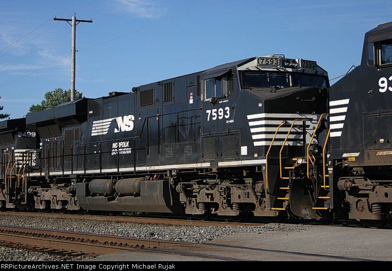 NS 7593